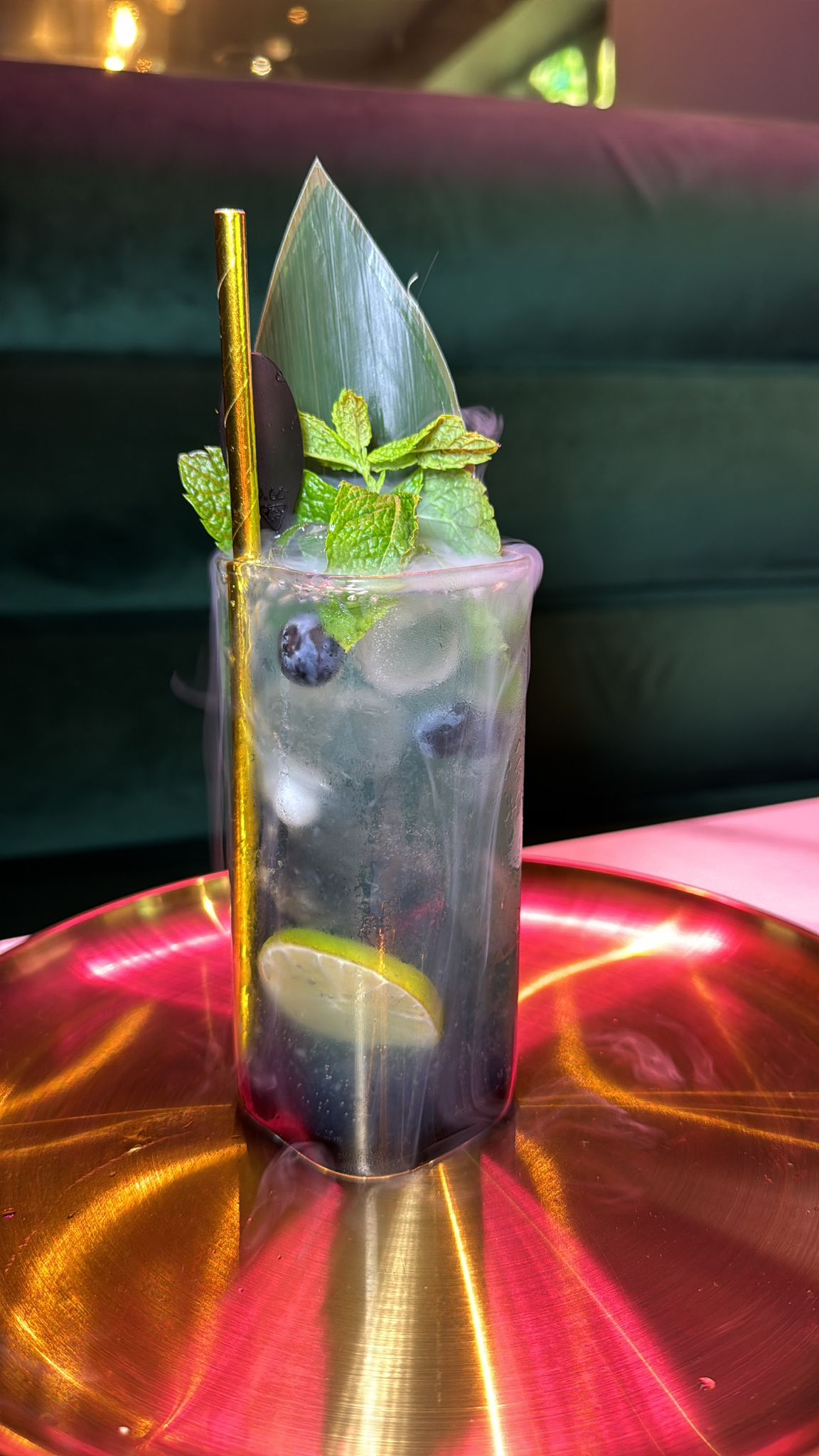 Sapores Restaurant and Lounge