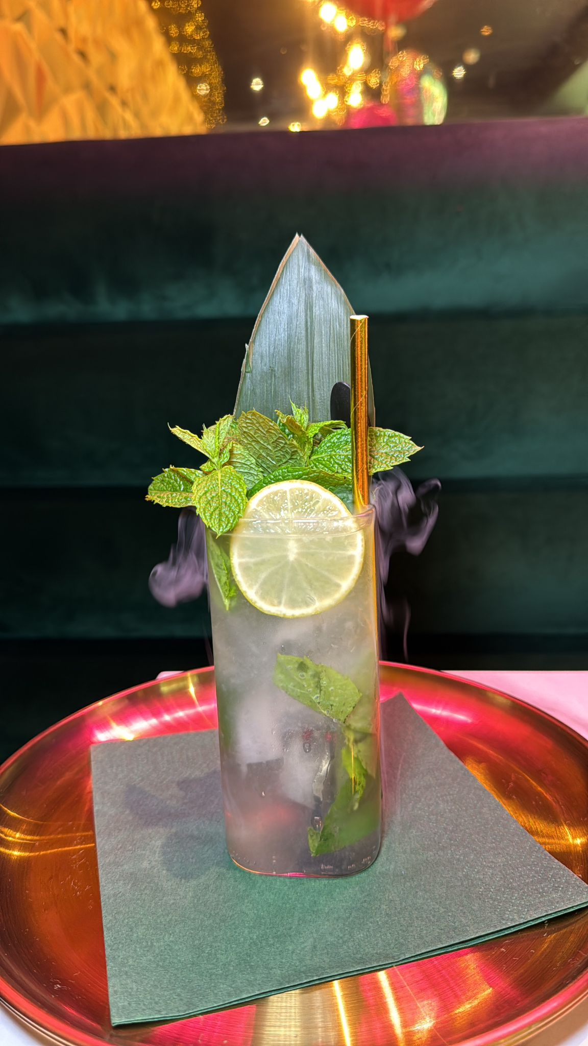 Sapores Restaurant and Lounge